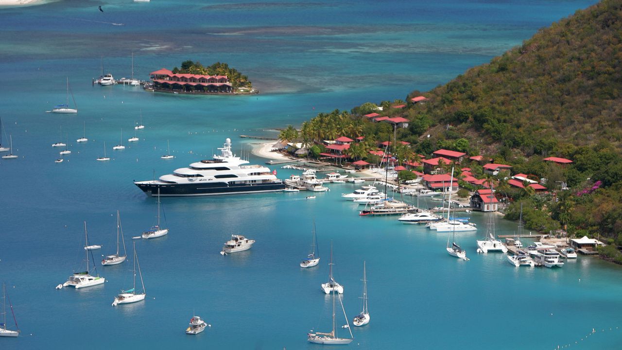 Bitter End Yacht Club Quarterdeck Marina - Superyacht Marina | Dockwalk